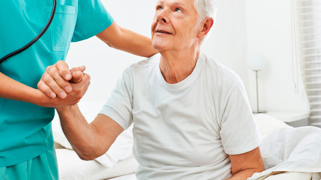 Internato em Geriatria: o que esperar e como se preparar com o Afya ...